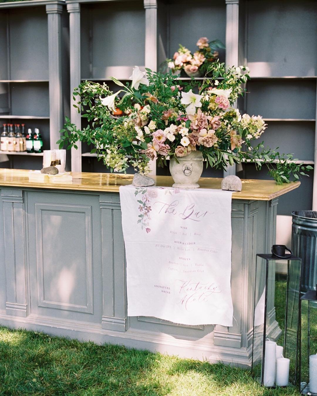 17 August Wedding Ideas for a Beautiful Late-Summer Celebration